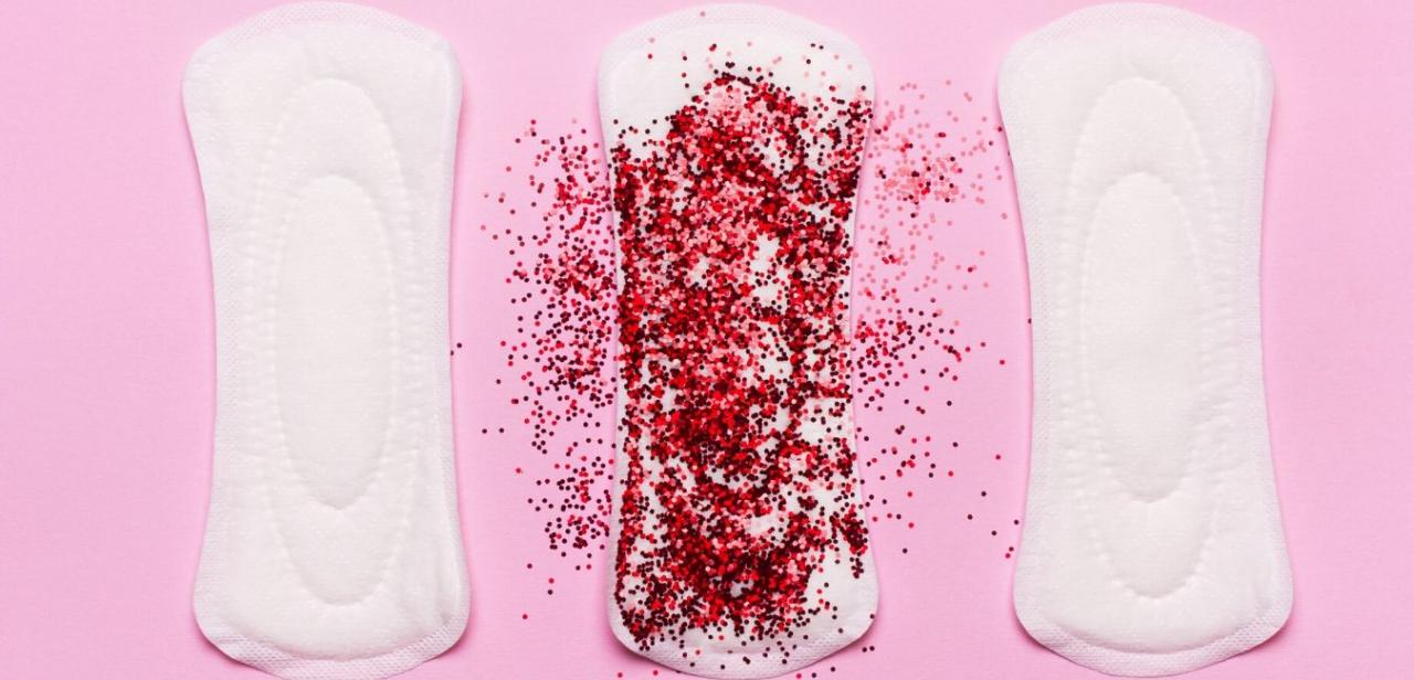 What does the color of period blood say about your health? - Menstrual ...